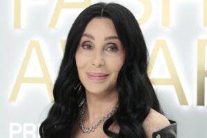 Cher's Blonde Hair, A Fall Beauty Statement You Can't Miss